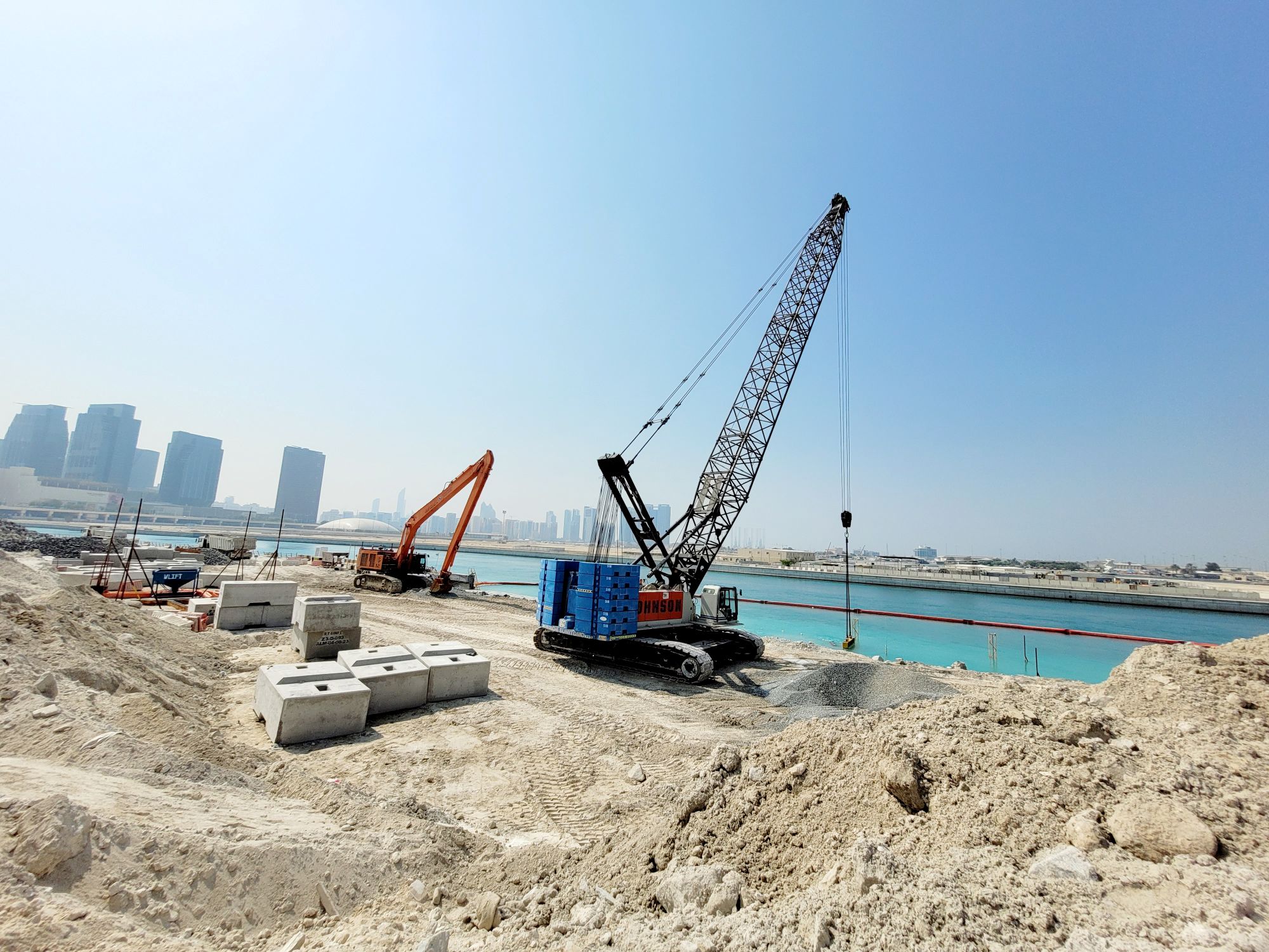 The crawler crane is in operation on site - Johnson Arabia LLC